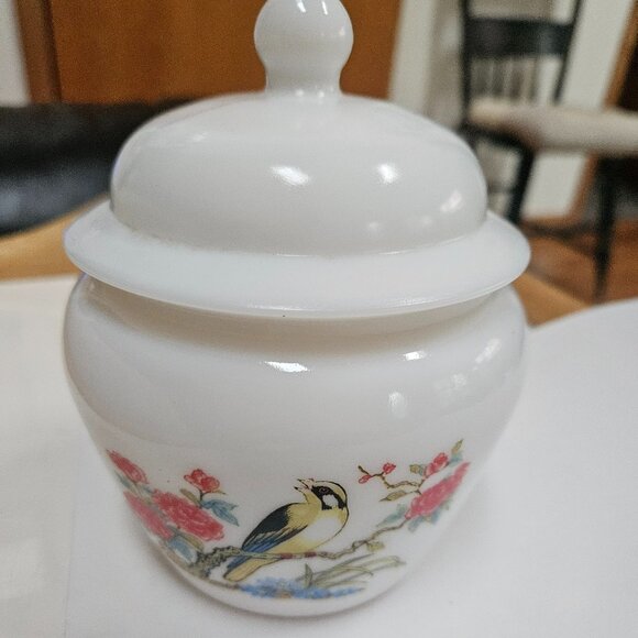 Avon | Accents | Vintage Avon Dynasty Milk Glass Ginger Jar From 97s ...